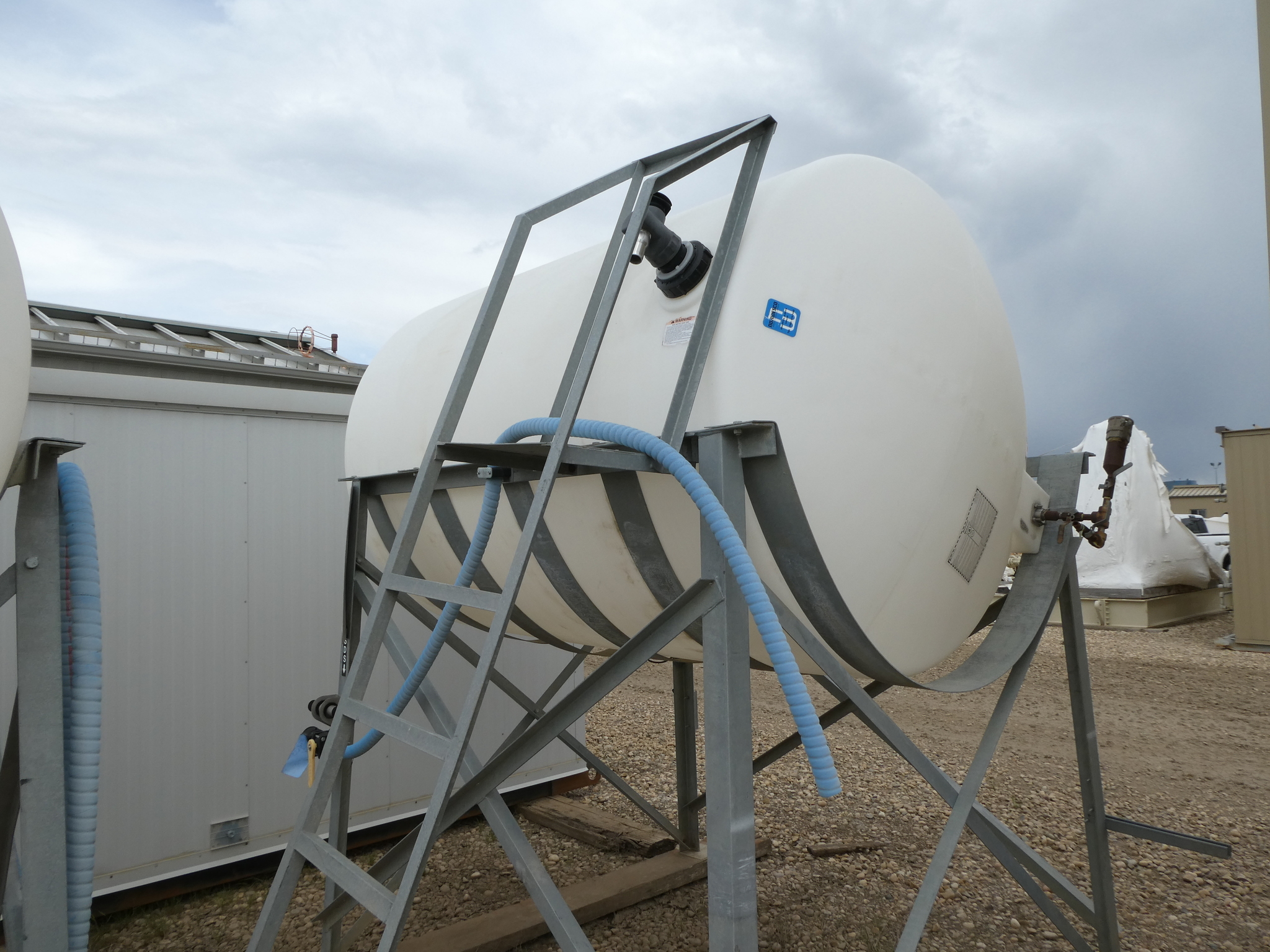 Fuelled | Tank - 500 gal Plastic SW Tank w/ Stand