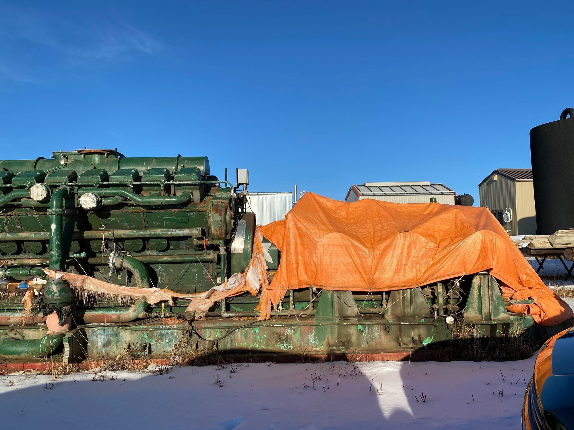 Fuelled | Driver - White Superior 16G-825 Compressor Package