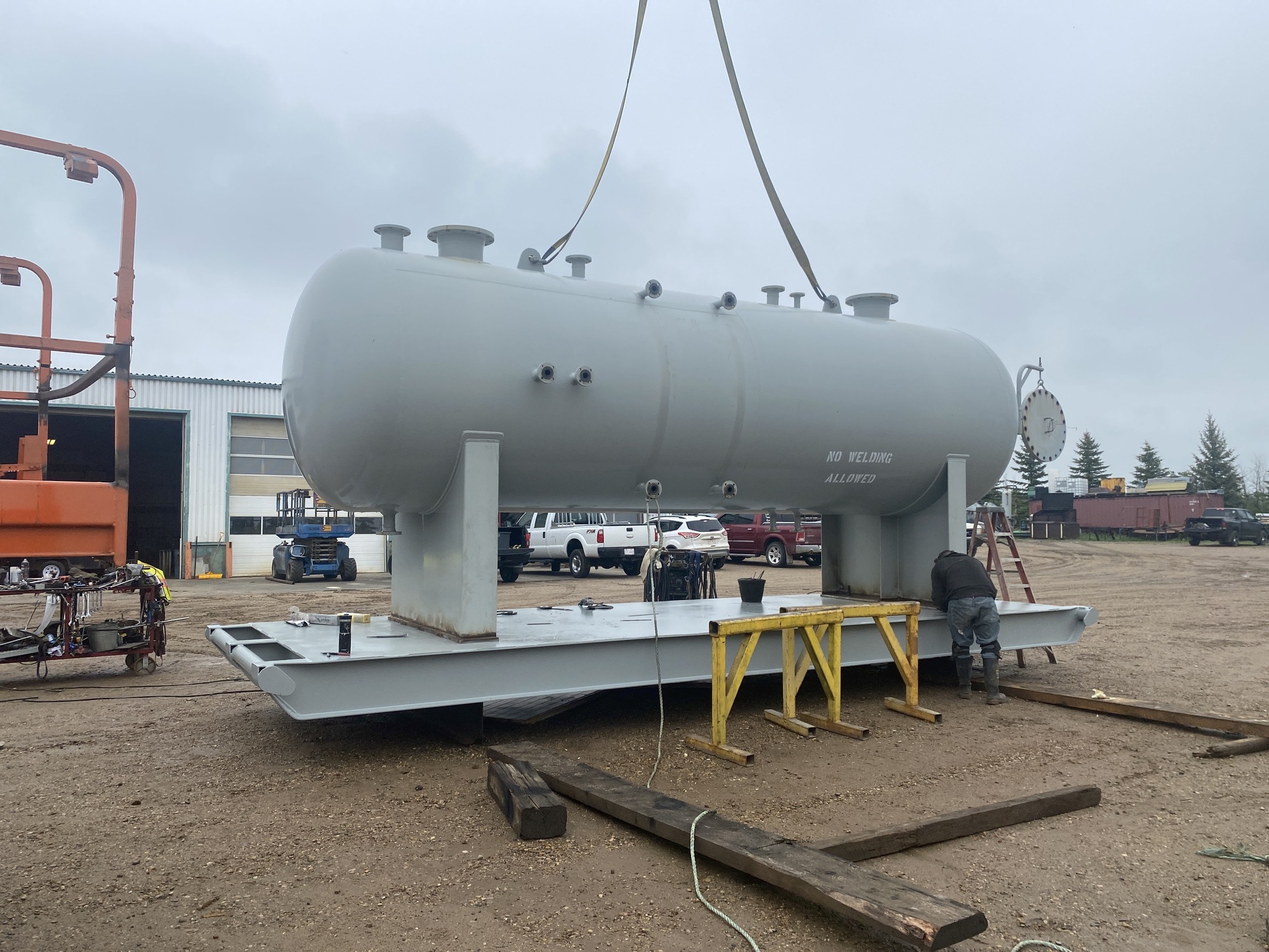 Fuelled | Pressure Vessel - 78" x 20' 273 PSI Skidded Vessel (150 BBL ...