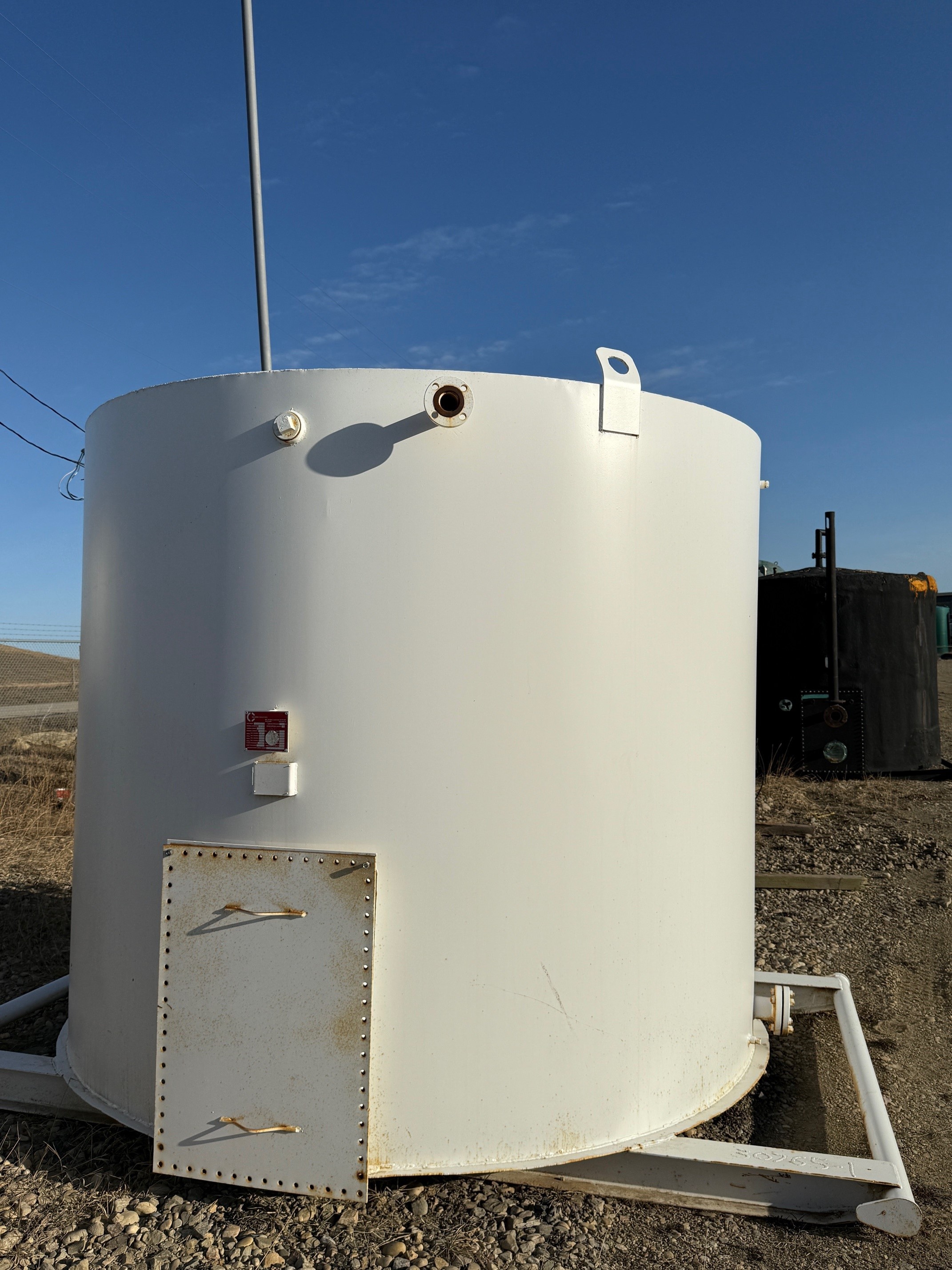 Fuelled | Tank - 100BBL Refurbished Skidded Tank